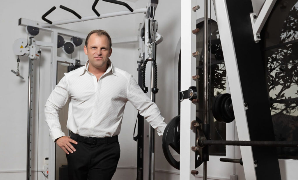 Like Mother, Like Daughter: Robyn Raphael-Dynan and Beverly Raphael ...