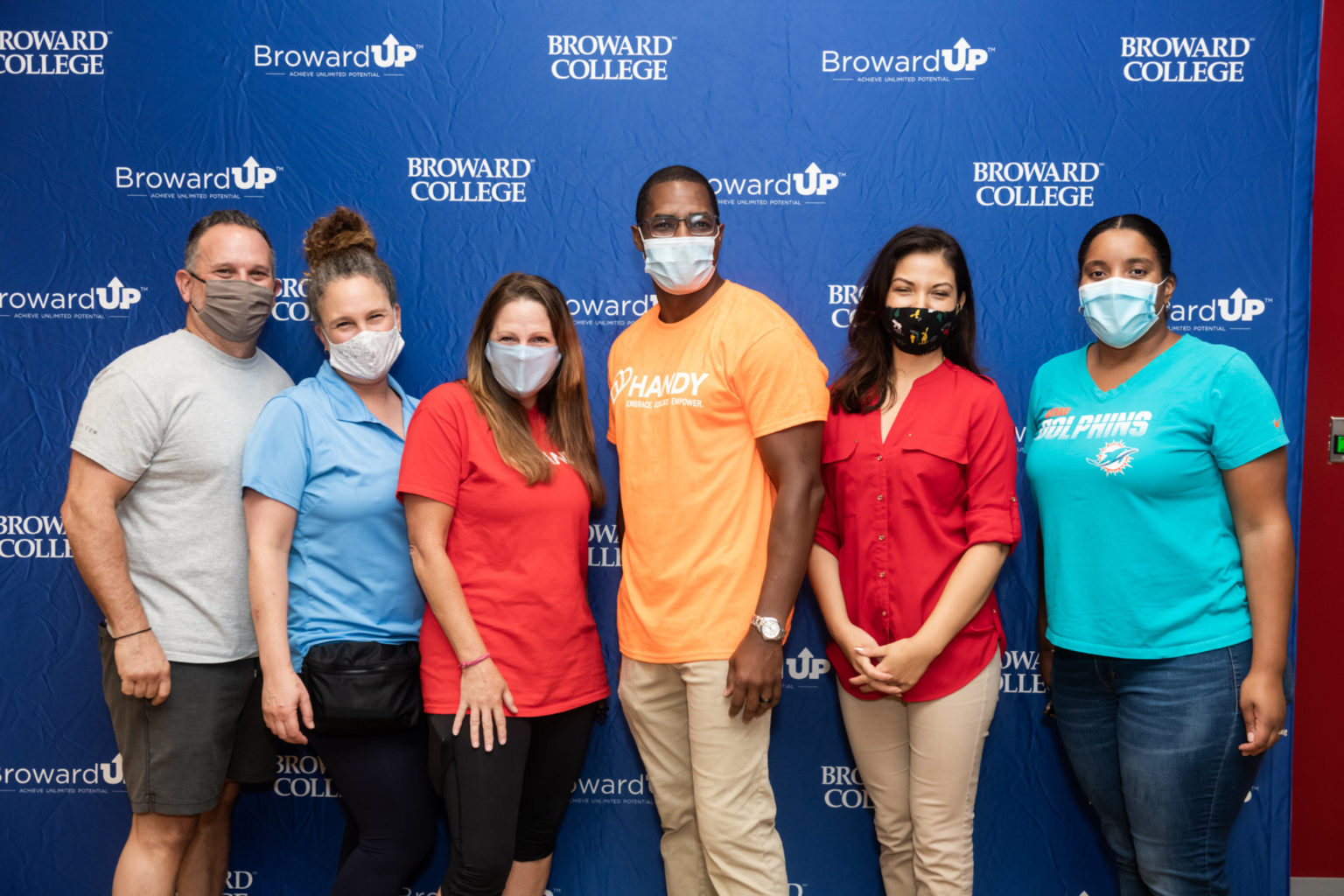 Like Mother, Like Daughter: Robyn Raphael-Dynan and Beverly Raphael ...