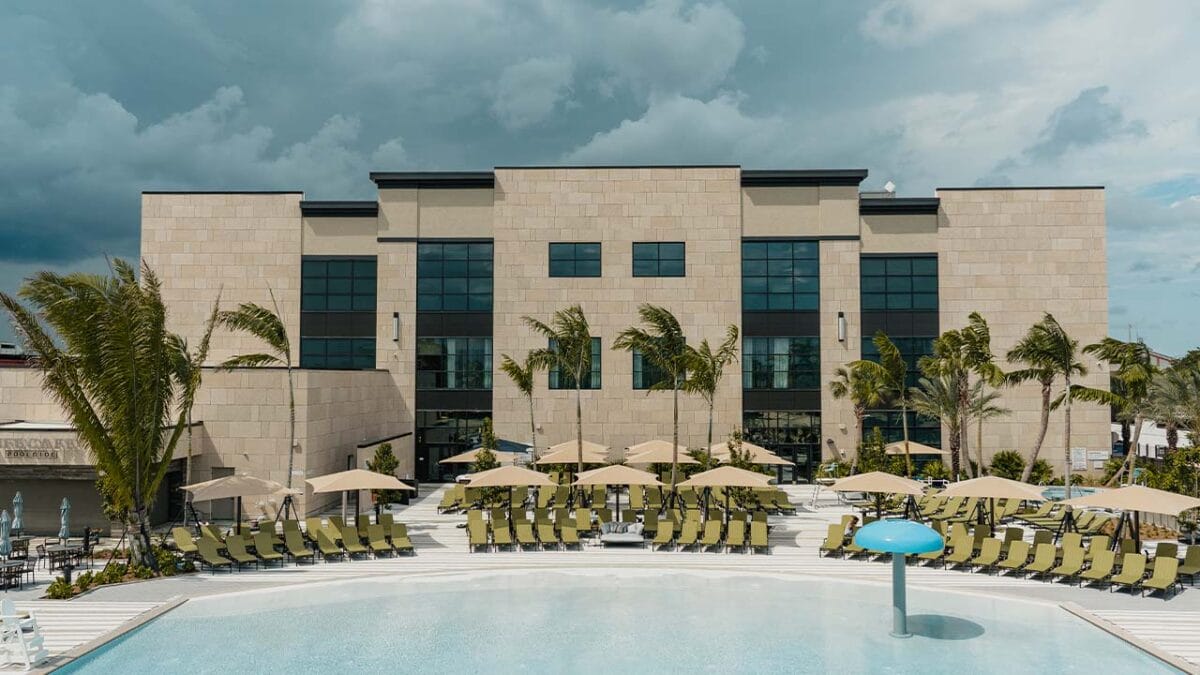 Life Time Athletic Country Club Debuts at The Falls Shopping Center in ...