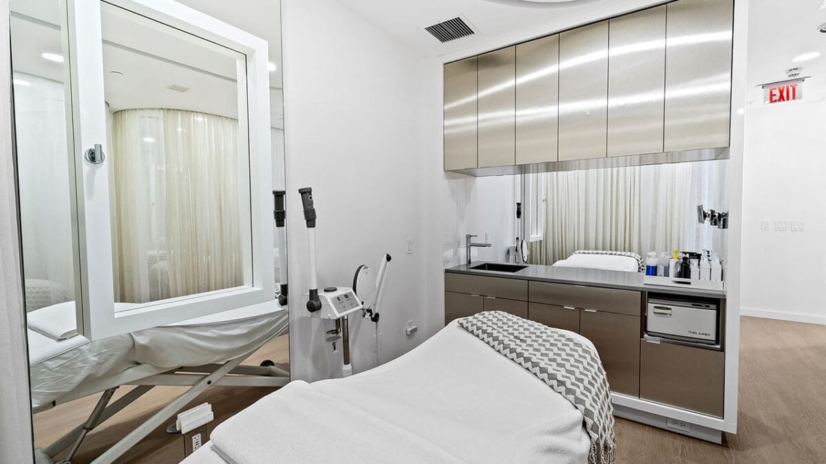 Silver Mirror Facial Bar Expands Its Presence in the South Florida ...