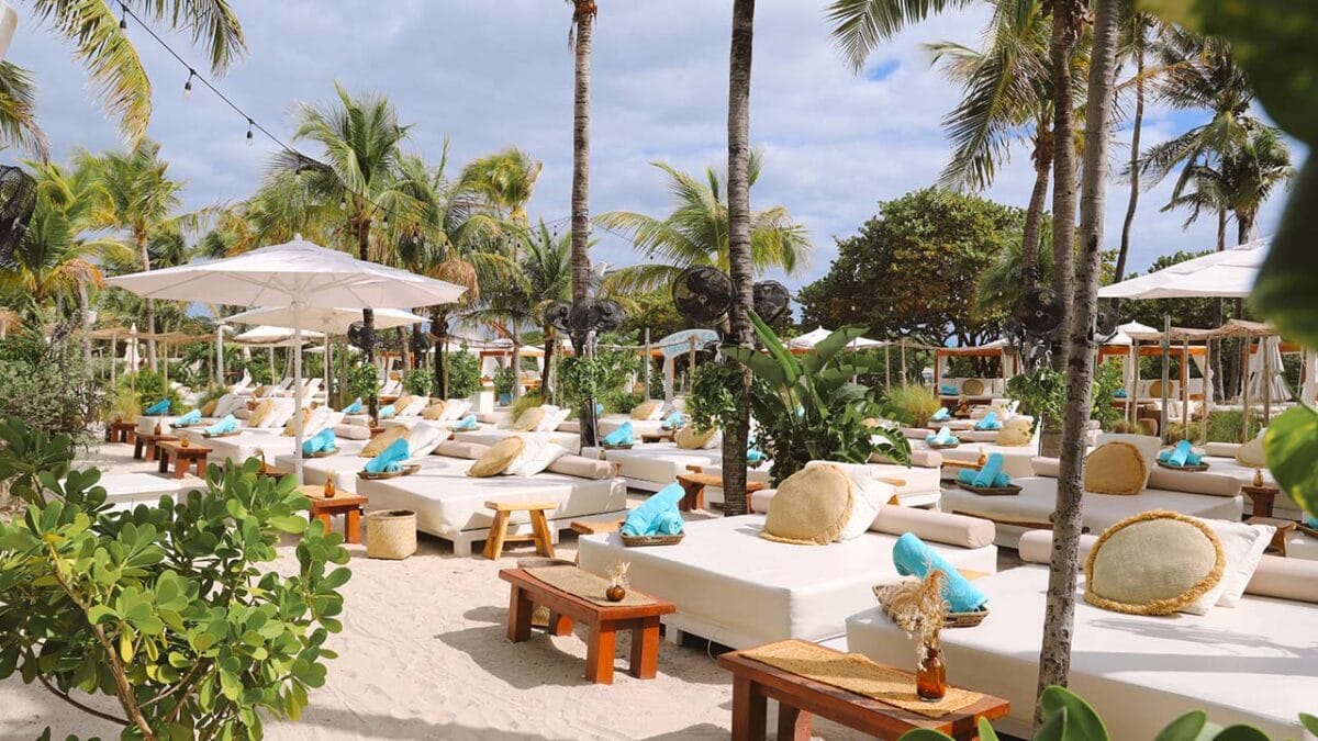 A Luxurious Sunday Brunch Buffet at Nikki Beach | Lifestyle Media Group