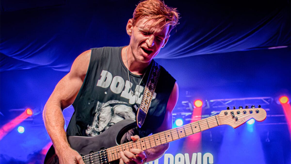 Live and Up Close: Shaw Davis & the Black Ties | Lifestyle Media Group