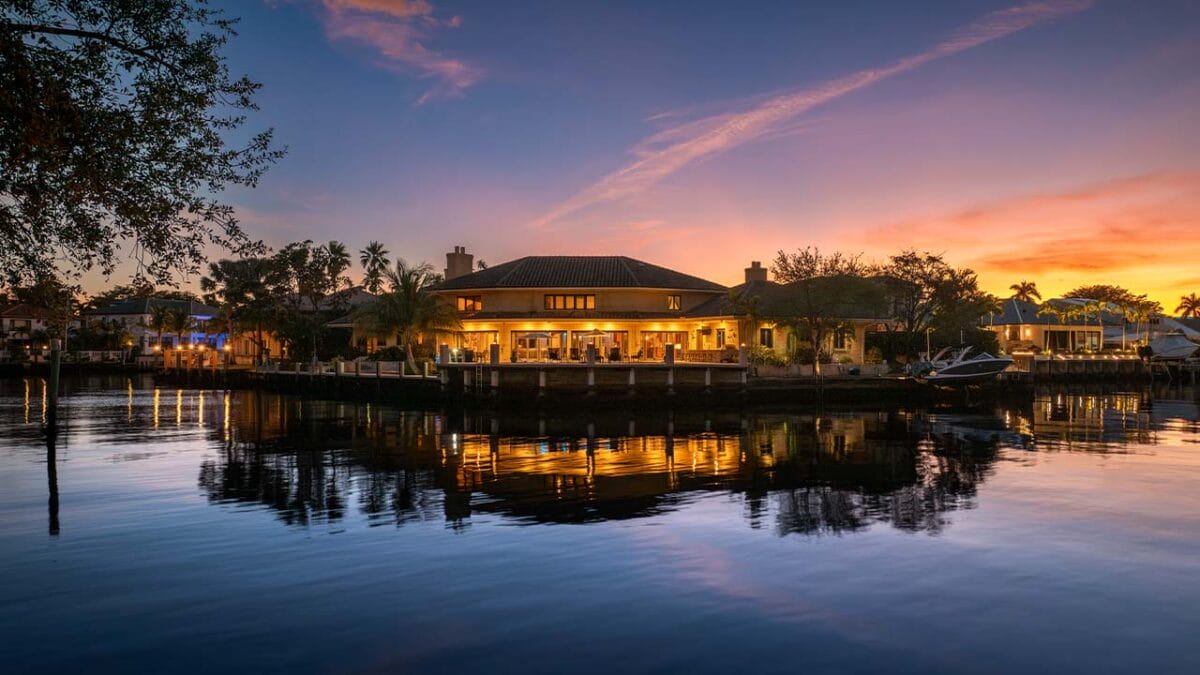 Quintessential Living: Bay Colony Estate | Lifestyle Media Group