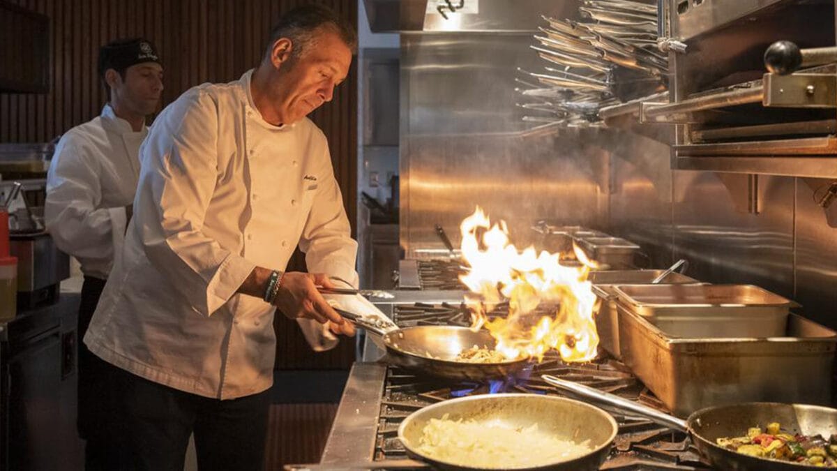 Chef Angelo Elia Announces Sale of Angelo Elia Pizza Bar Tapas ...